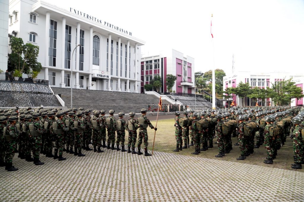 Rektor Unhan RI Pimpin Upacara Pembukaan Cadet On Military Basic ...
