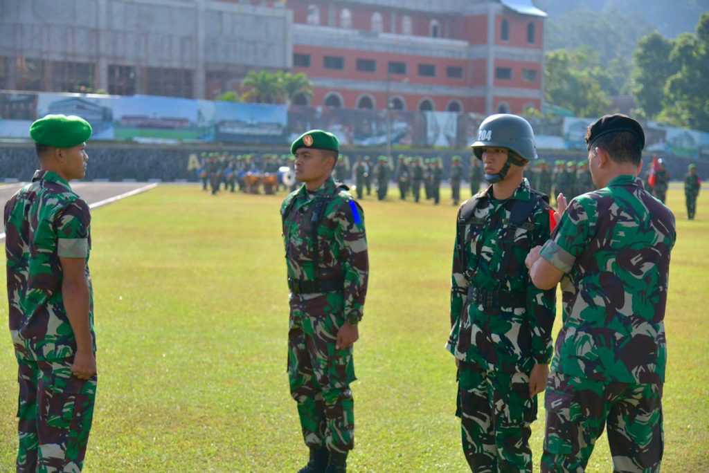 Rektor Unhan RI Buka Diksarmil Chandradimuka Cakadet Mahasiswa S-1 ...