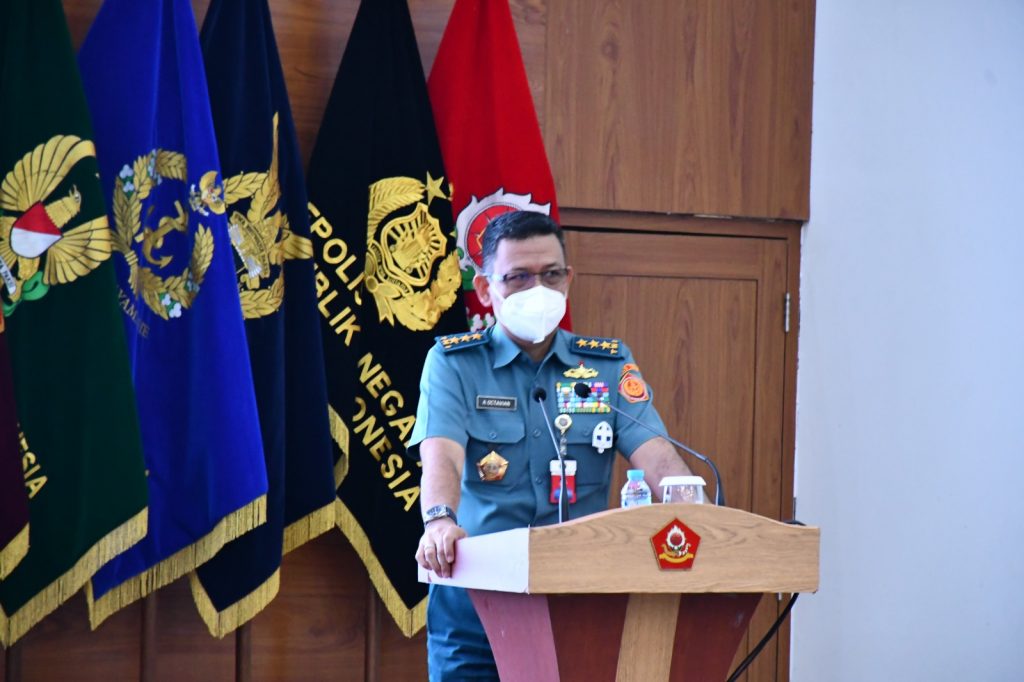 Rektor Universitas Pertahanan RI Menjadi Pembicara Utama dalam Diskusi ...