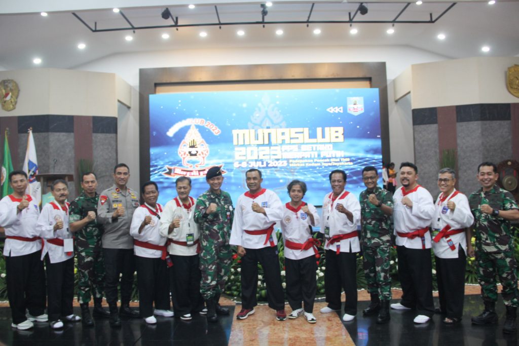 Rektor Unhan RI Menghadiri Musyawarah Nasional Luar Biasa Perguruan Pencak Silat Beladiri Tangan ...