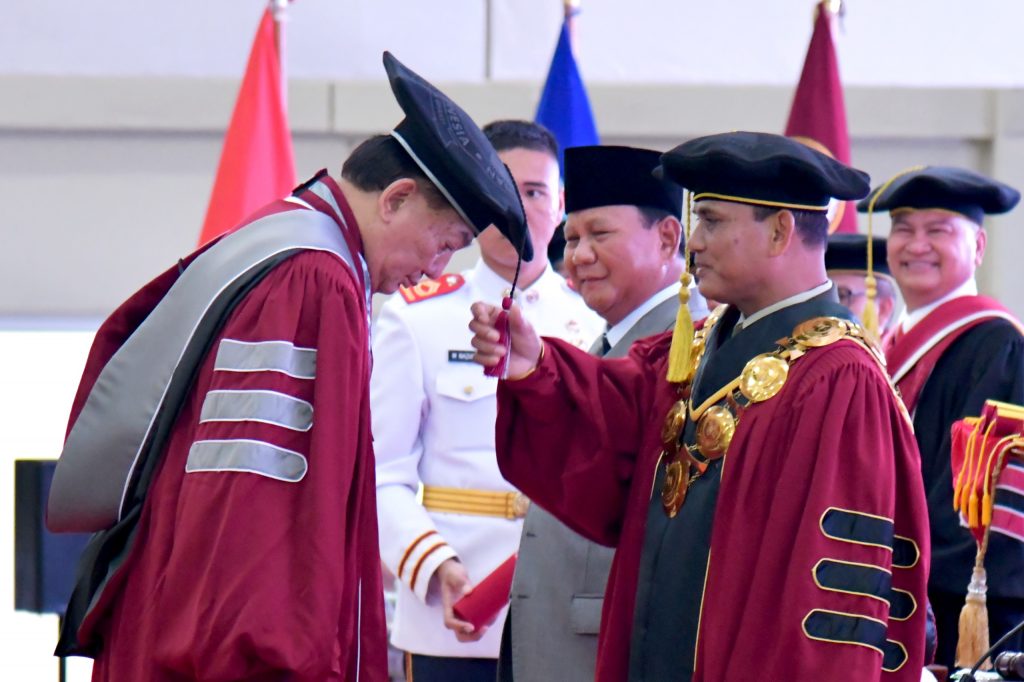 Unhan RI Mewisuda Sebanyak 573 Mahasiswa Program Sarjana, Magister dan ...